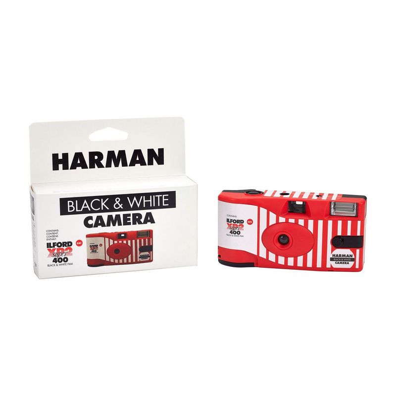 Harman Single use 35mm camera with flash + 1x Ilford XP2 — Prizma-Foto